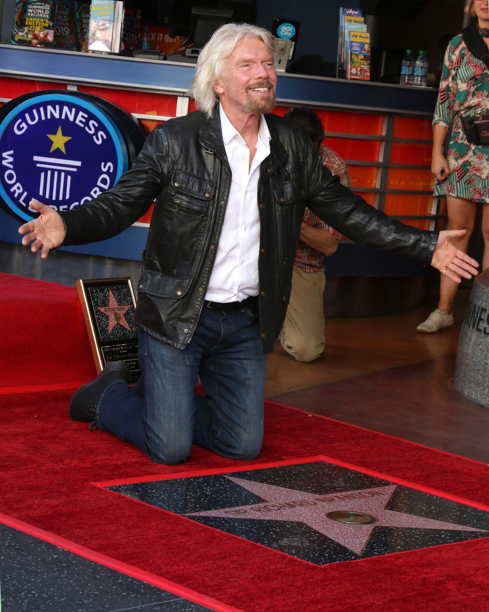 Richard Branson’S Net Worth And How He Built It – WEOS